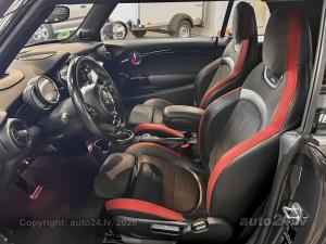 Pelēks MINI John Cooper Works 2018 Tallina, ar dzinēja tilpumu 2.00 L un nobraukumu 96 tūkst. km par 23800 €, foto 7 vietnē AUTOMOTO.COM.LV