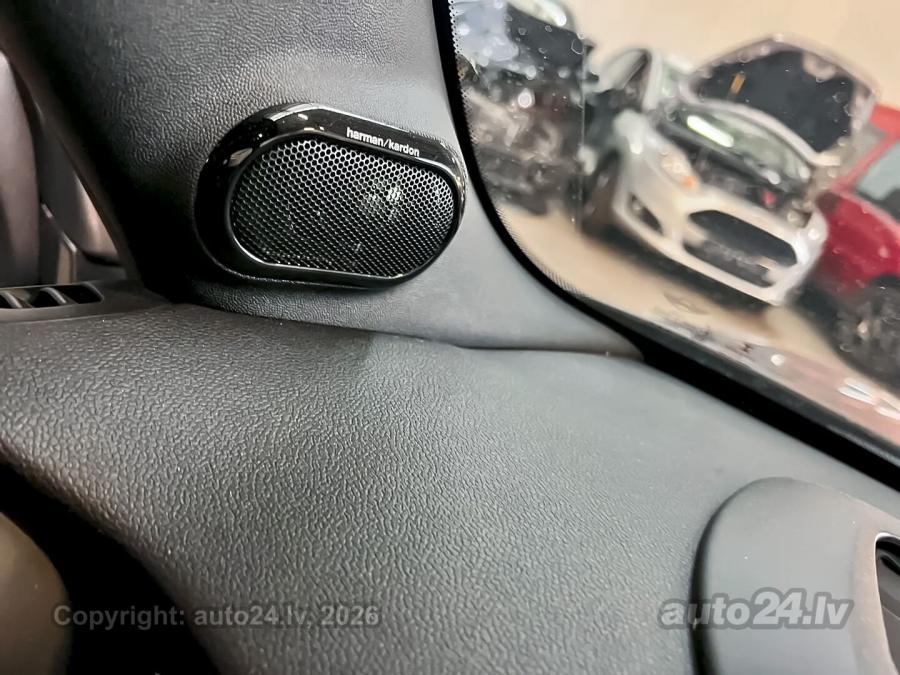 Pelēks MINI John Cooper Works 2018 Tallina, ar dzinēja tilpumu 2.00 L un nobraukumu 96 tūkst. km par 23800 €, foto 12 vietnē AUTOMOTO.COM.LV