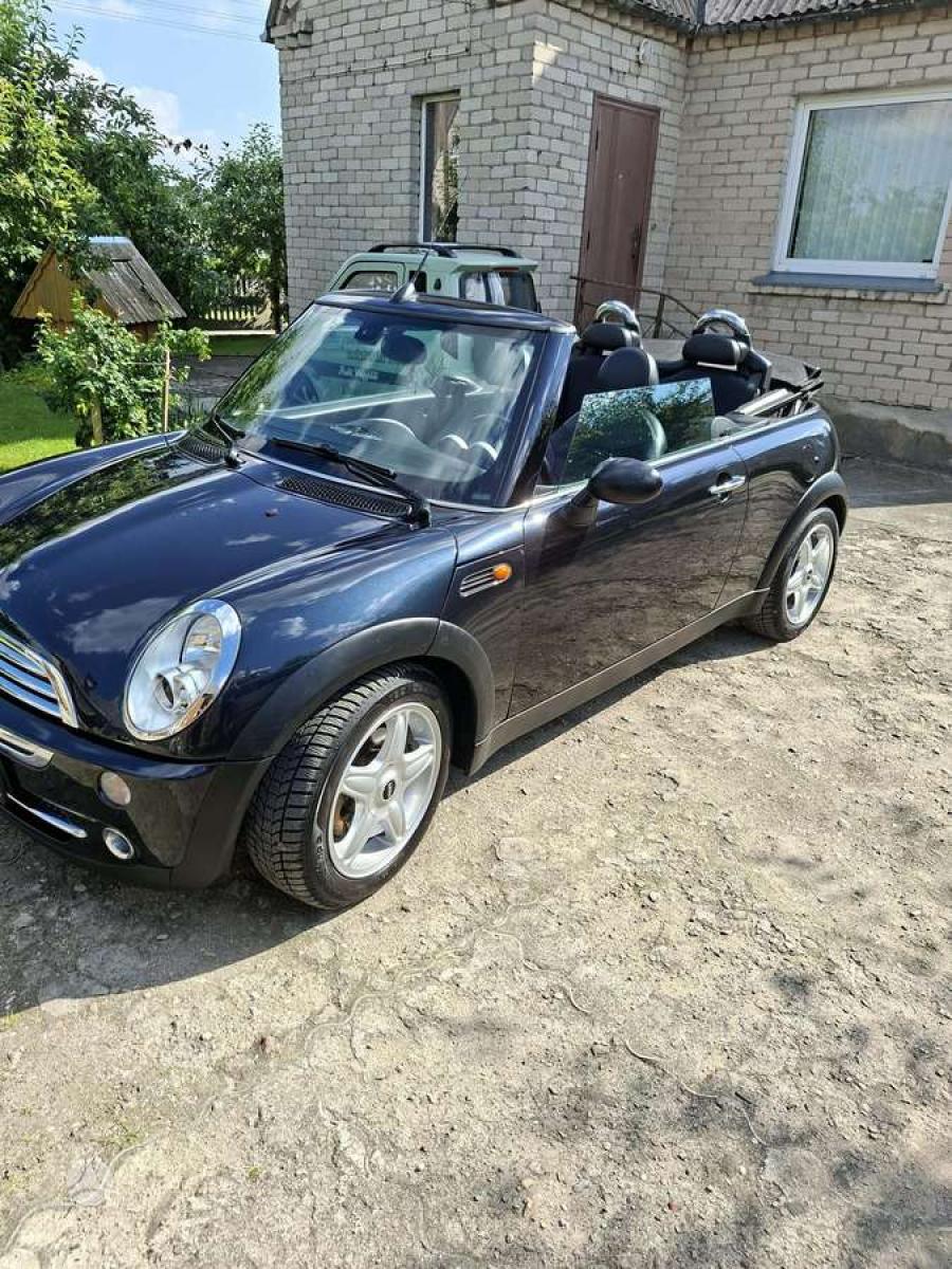 Black MINI One 2007 in Kelme, with an engine capacity of 1.60 L and mileage of 195 thousand km for 4200 €, photo 3 on AUTOMOTO.COM.LV