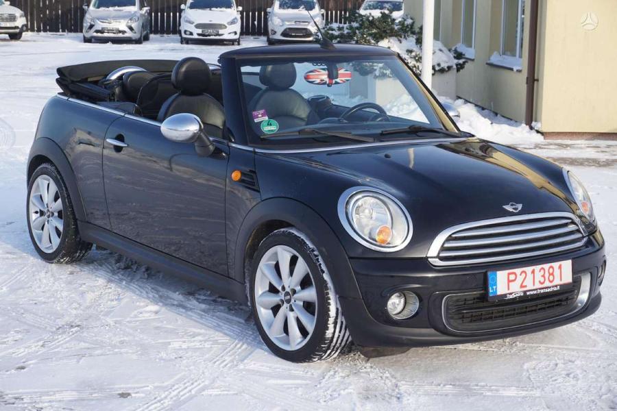 Melns MINI One 2011 Klaipėda, ar dzinēja tilpumu 1.60 L un nobraukumu 181 tūkst. km par 4600 €, foto 1 vietnē AUTOMOTO.COM.LV