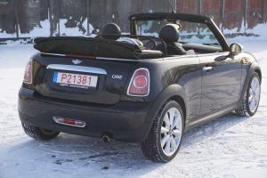 Melns MINI One 2011 Klaipėda, ar dzinēja tilpumu 1.60 L un nobraukumu 181 tūkst. km par 4600 €, foto 7 vietnē AUTOMOTO.COM.LV