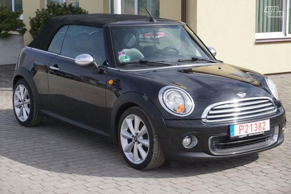 Melns MINI One 2011 Kvietiniai, ar dzinēja tilpumu 1.60 L un nobraukumu 181 tūkst. km par 3700 €, foto 4 vietnē AUTOMOTO.COM.LV