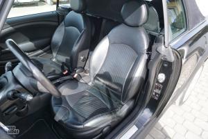 Melns MINI One 2011 Kvietiniai, ar dzinēja tilpumu 1.60 L un nobraukumu 181 tūkst. km par 3700 €, foto 15 vietnē AUTOMOTO.COM.LV