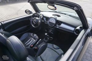 Melns MINI One 2011 Kvietiniai, ar dzinēja tilpumu 1.60 L un nobraukumu 181 tūkst. km par 3700 €, foto 22 vietnē AUTOMOTO.COM.LV
