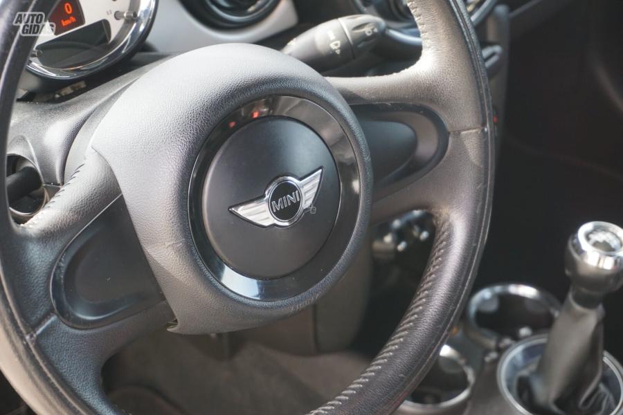 Melns MINI One 2011 Kvietiniai, ar dzinēja tilpumu 1.60 L un nobraukumu 181 tūkst. km par 3700 €, foto 25 vietnē AUTOMOTO.COM.LV