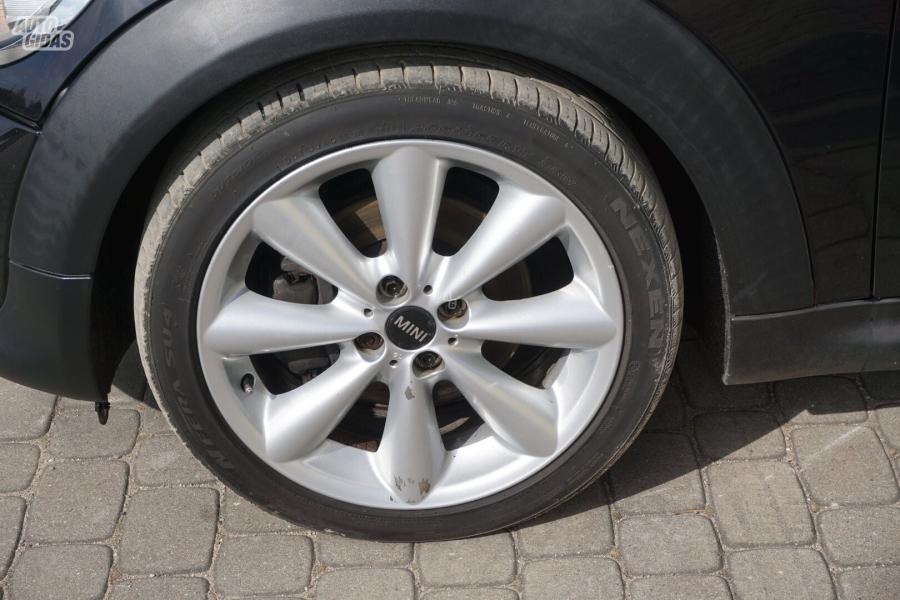 Melns MINI One 2011 Kvietiniai, ar dzinēja tilpumu 1.60 L un nobraukumu 181 tūkst. km par 3700 €, foto 31 vietnē AUTOMOTO.COM.LV