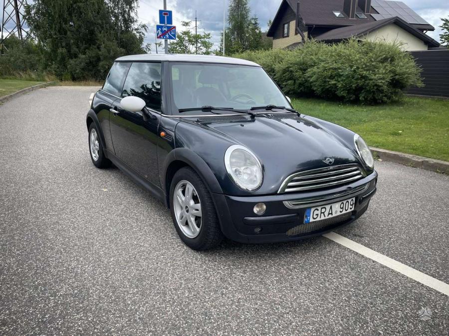 Melns MINI One 2005 Viļņa, ar dzinēja tilpumu 1.40 L un nobraukumu 292 tūkst. km par 1500 €, foto 4 vietnē AUTOMOTO.COM.LV