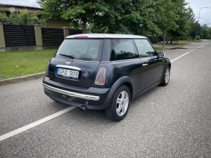 Melns MINI One 2005 Viļņa, ar dzinēja tilpumu 1.40 L un nobraukumu 292 tūkst. km par 1500 €, foto 6 vietnē AUTOMOTO.COM.LV