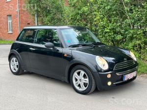 Black MINI One 2005 in Riga, with an engine capacity of 1.60 L and mileage of 0 thousand km for 1999 €, photo 8 on AUTOMOTO.COM.LV