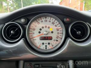 Melns MINI One 2005 Rīga, ar dzinēja tilpumu 1.60 L un nobraukumu 0 tūkst. km par 1999 €, foto 16 vietnē AUTOMOTO.COM.LV
