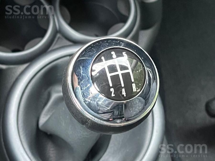 Melns MINI One 2005 Rīga, ar dzinēja tilpumu 1.60 L un nobraukumu 0 tūkst. km par 1999 €, foto 18 vietnē AUTOMOTO.COM.LV