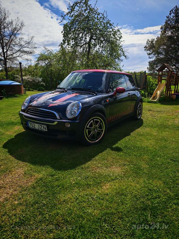 Black MINI One 2005 in Tallinn, with an engine capacity of 1.60 L and mileage of 218 thousand km for 1290 €, photo 1 on AUTOMOTO.COM.LV