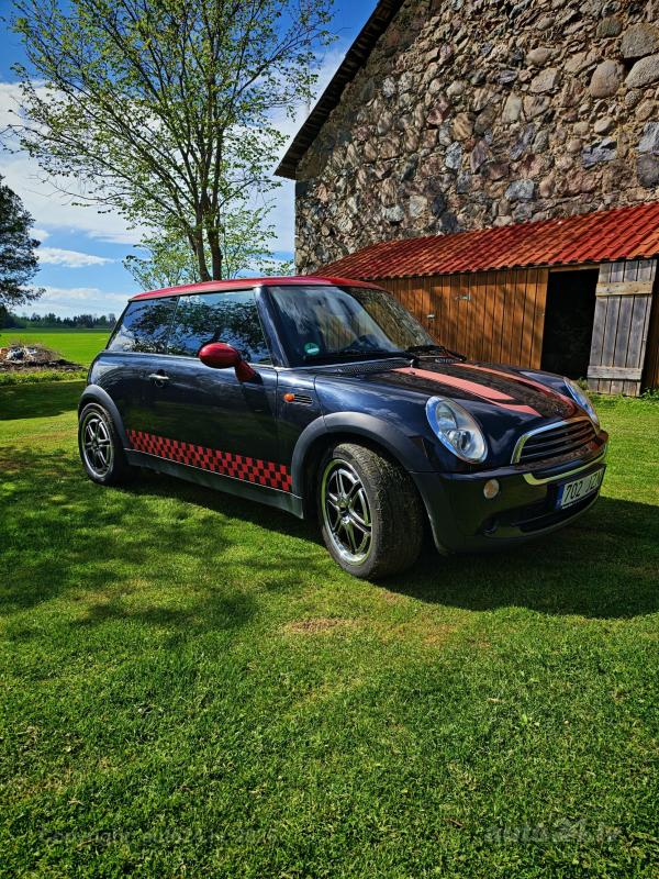 Black MINI One 2005 in Tallinn, with an engine capacity of 1.60 L and mileage of 218 thousand km for 1290 €, photo 2 on AUTOMOTO.COM.LV