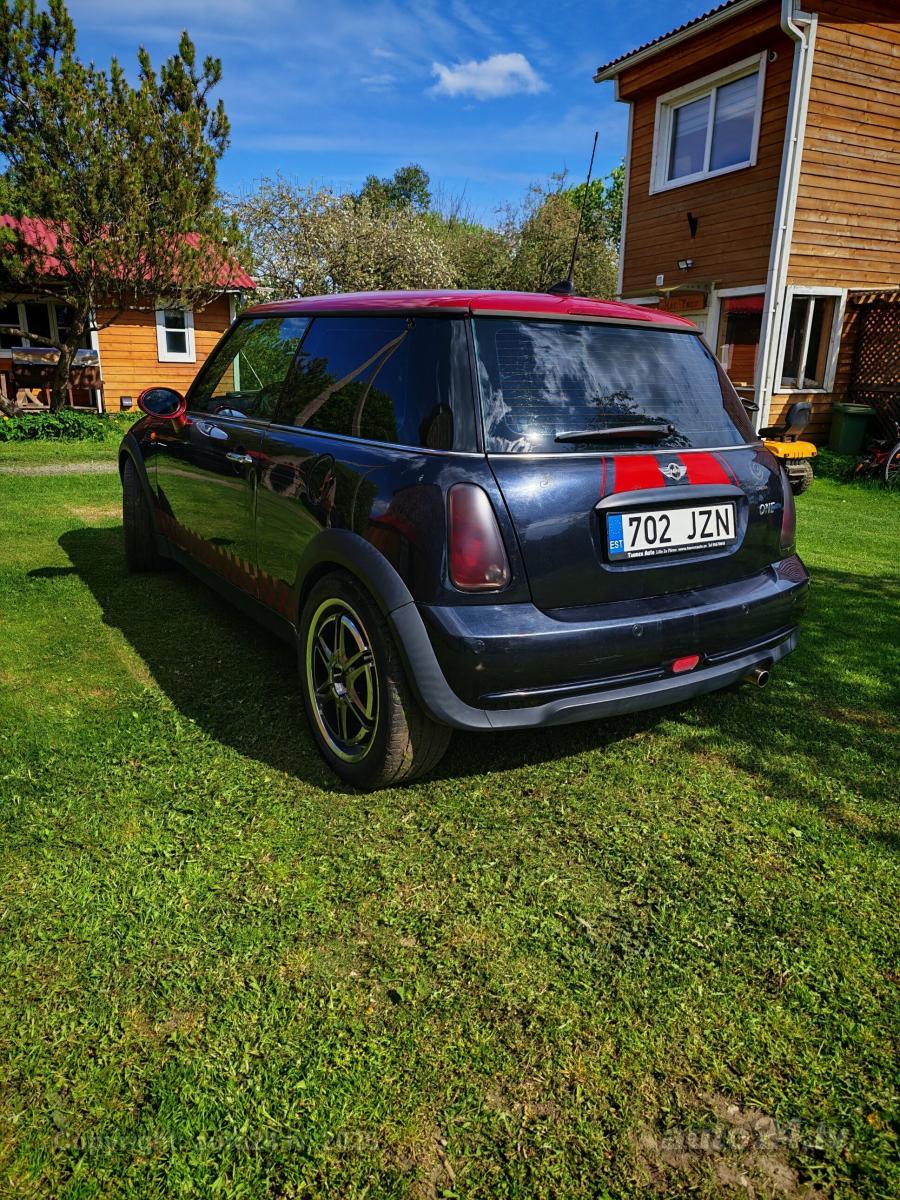Black MINI One 2005 in Tallinn, with an engine capacity of 1.60 L and mileage of 218 thousand km for 1290 €, photo 5 on AUTOMOTO.COM.LV