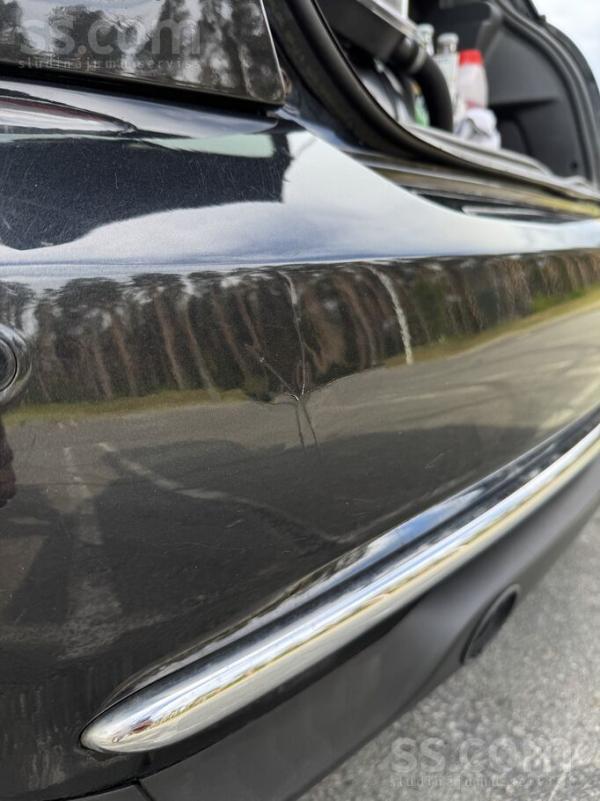 Black MINI One 2005 in Riga, with an engine capacity of 1.60 L and mileage of 201 thousand km for 3290 €, photo 10 on AUTOMOTO.COM.LV