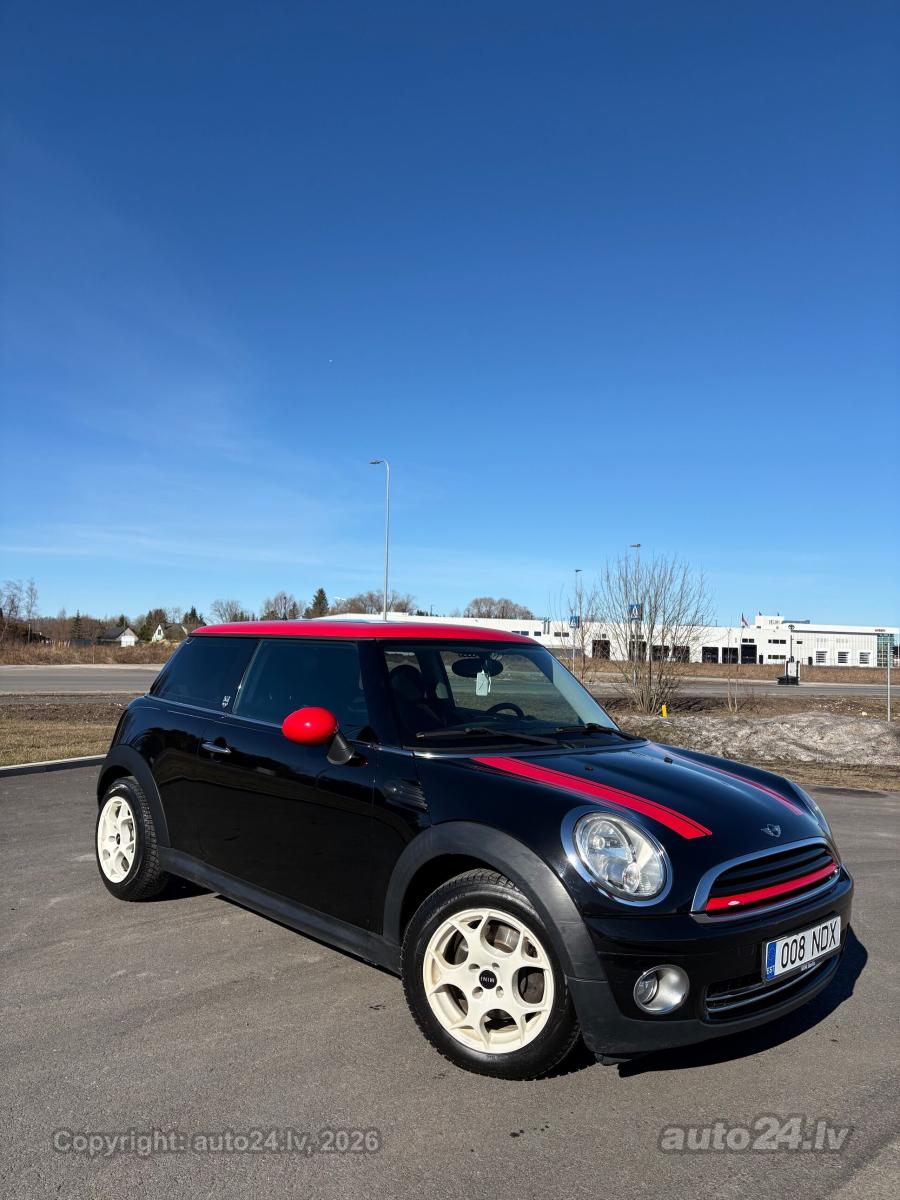 Melns MINI One 2009 Tallina, ar dzinēja tilpumu 1.40 L un nobraukumu 120 tūkst. km par 5000 €, foto 1 vietnē AUTOMOTO.COM.LV