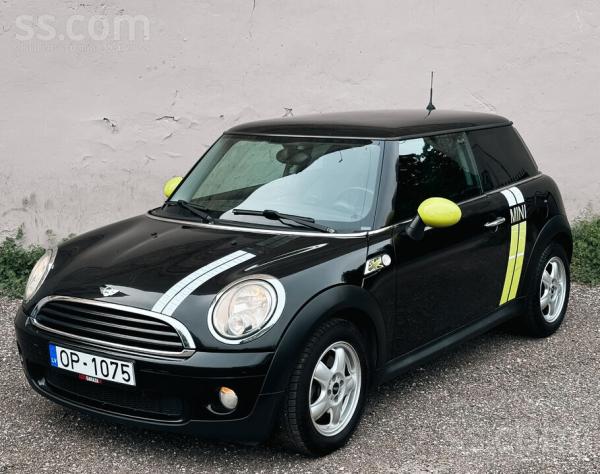 Melns MINI One 2009 Rīga, ar dzinēja tilpumu 1.40 L un nobraukumu 222 tūkst. km par 2590 €, foto 1 vietnē AUTOMOTO.COM.LV