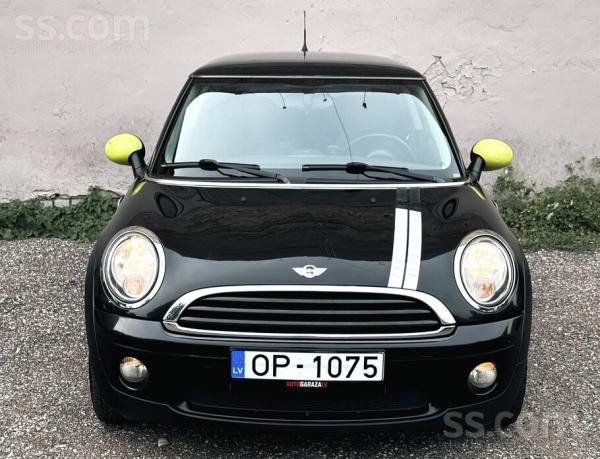 Melns MINI One 2009 Rīga, ar dzinēja tilpumu 1.40 L un nobraukumu 222 tūkst. km par 2590 €, foto 2 vietnē AUTOMOTO.COM.LV