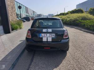 Black MINI One 2009 in Vilnius, with an engine capacity of 1.40 L and mileage of 193 thousand km for 3850 €, photo 7 on AUTOMOTO.COM.LV