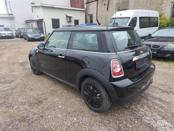 Melns MINI One 2011 Utena, ar dzinēja tilpumu 1.60 L un nobraukumu 92 tūkst. km par 3100 €, foto 4 vietnē AUTOMOTO.COM.LV