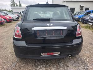 Melns MINI One 2011 Utena, ar dzinēja tilpumu 1.60 L un nobraukumu 92 tūkst. km par 3100 €, foto 6 vietnē AUTOMOTO.COM.LV