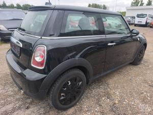 Melns MINI One 2011 Utena, ar dzinēja tilpumu 1.60 L un nobraukumu 92 tūkst. km par 3100 €, foto 7 vietnē AUTOMOTO.COM.LV