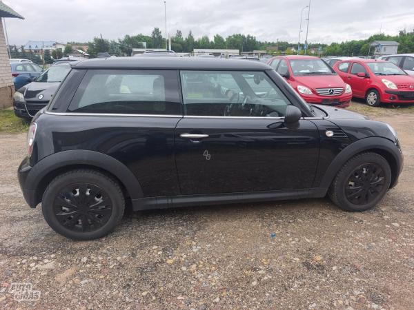 Melns MINI One 2011 Utena, ar dzinēja tilpumu 1.60 L un nobraukumu 92 tūkst. km par 3100 €, foto 7 vietnē AUTOMOTO.COM.LV