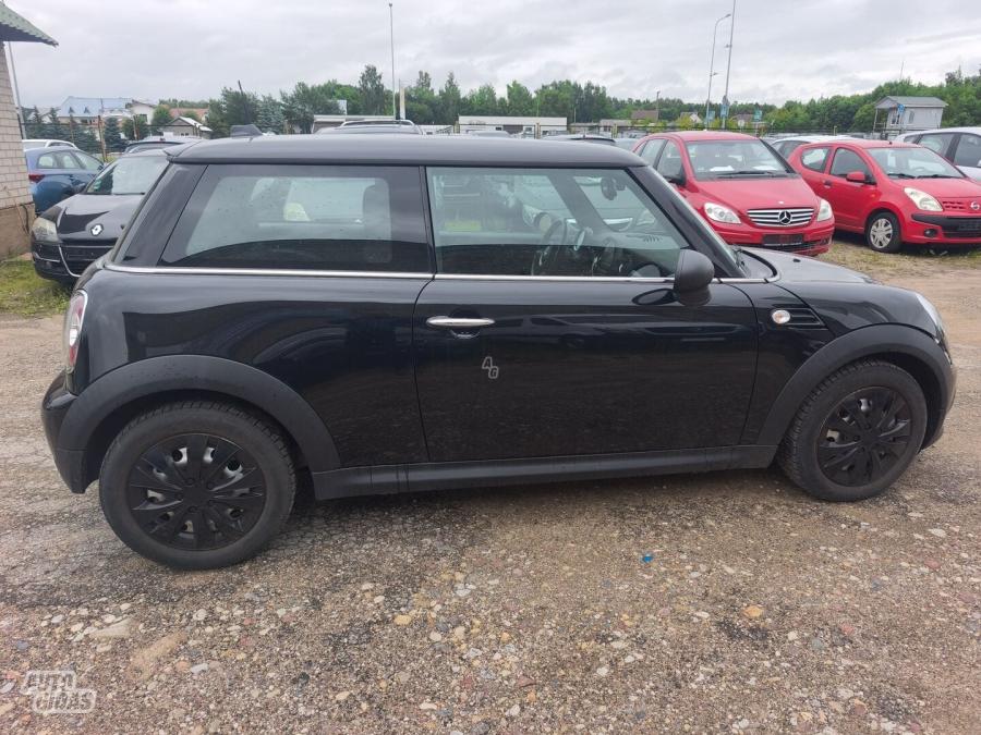 Melns MINI One 2011 Utena, ar dzinēja tilpumu 1.60 L un nobraukumu 92 tūkst. km par 3100 €, foto 8 vietnē AUTOMOTO.COM.LV