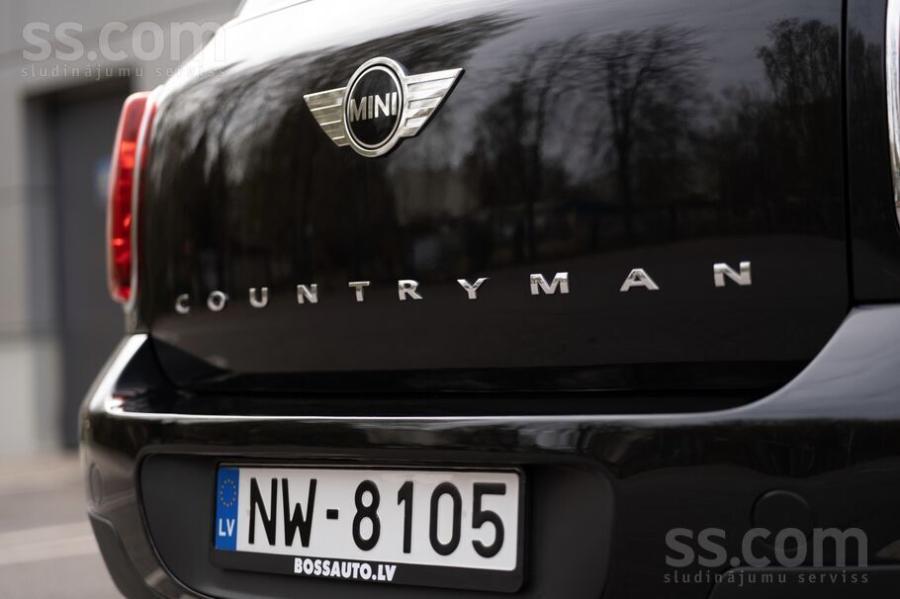 Black MINI One 2013 in Riga, with an engine capacity of 1.60 L and mileage of 209 thousand km for 5700 €, photo 8 on AUTOMOTO.COM.LV