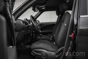 Black MINI One 2013 in Riga, with an engine capacity of 1.60 L and mileage of 209 thousand km for 5700 €, photo 9 on AUTOMOTO.COM.LV