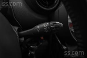 Black MINI One 2013 in Riga, with an engine capacity of 1.60 L and mileage of 209 thousand km for 5700 €, photo 18 on AUTOMOTO.COM.LV