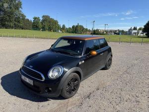 Black MINI One 2013 in Mazeikiai, with an engine capacity of 1.60 L and mileage of 167 thousand km for 3200 €, photo 7 on AUTOMOTO.COM.LV