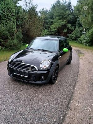 Black MINI One 2013 in Ukmerge, with an engine capacity of 1.60 L and mileage of 185 thousand km for 3350 €, photo 10 on AUTOMOTO.COM.LV