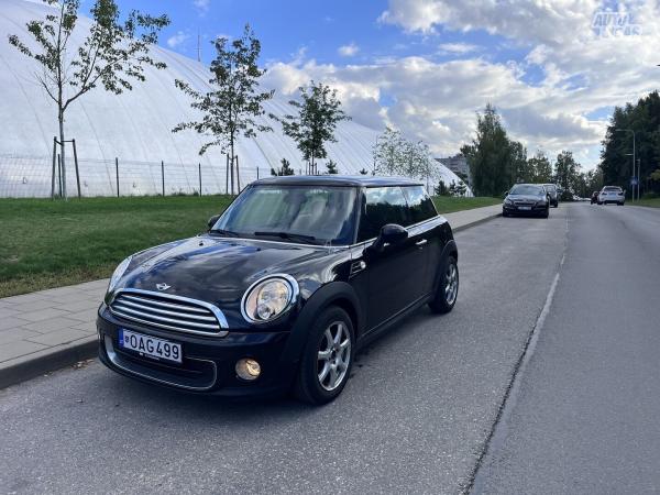 Black MINI One 2013 in Vilnius, with an engine capacity of 1.60 L and mileage of 130 thousand km for 2450 €, photo 1 on AUTOMOTO.COM.LV