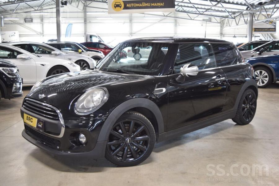 Black MINI One 2014 in Riga, with an engine capacity of 1.50 L and mileage of 153 thousand km for 6900 €, photo 1 on AUTOMOTO.COM.LV