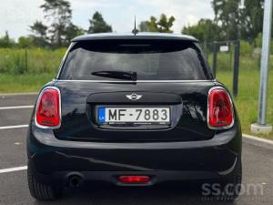 Melns MINI One 2014 Rīga, ar dzinēja tilpumu 1.50 L un nobraukumu 155 tūkst. km par 4990 €, foto 9 vietnē AUTOMOTO.COM.LV