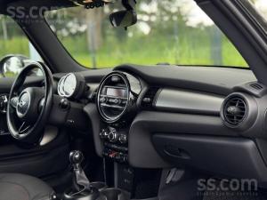 Melns MINI One 2014 Rīga, ar dzinēja tilpumu 1.50 L un nobraukumu 155 tūkst. km par 4990 €, foto 24 vietnē AUTOMOTO.COM.LV