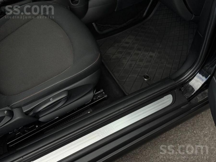 Melns MINI One 2014 Rīga, ar dzinēja tilpumu 1.50 L un nobraukumu 155 tūkst. km par 4990 €, foto 26 vietnē AUTOMOTO.COM.LV
