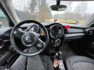 Melns MINI One 2015 Rīga, ar dzinēja tilpumu 1.50 L un nobraukumu 250 tūkst. km par 8500 €, foto 3 vietnē AUTOMOTO.COM.LV