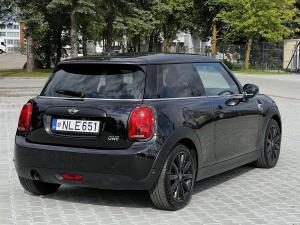 Melns MINI One 2019 Šauļi, ar dzinēja tilpumu 1.50 L un nobraukumu 49 tūkst. km par 10500 €, foto 12 vietnē AUTOMOTO.COM.LV