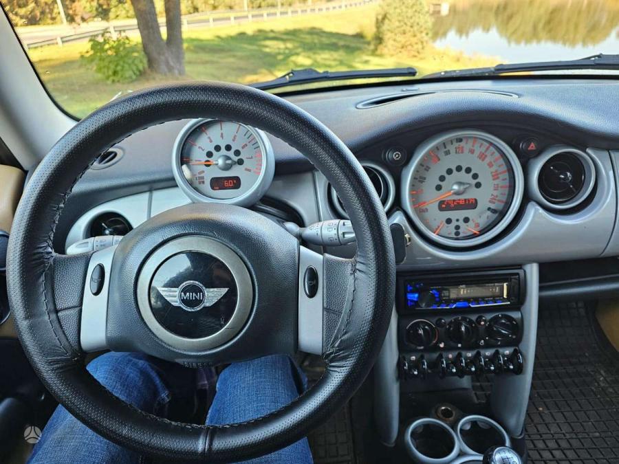 Zils MINI One 2001 Viļņa, ar dzinēja tilpumu 1.60 L un nobraukumu 249 tūkst. km par 1600 €, foto 9 vietnē AUTOMOTO.COM.LV