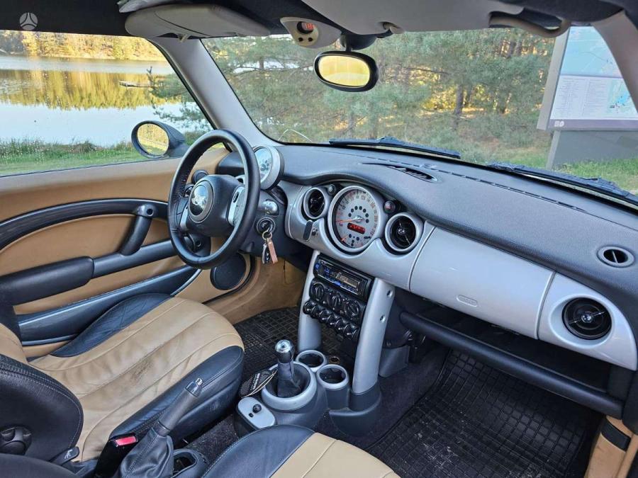 Zils MINI One 2001 Viļņa, ar dzinēja tilpumu 1.60 L un nobraukumu 249 tūkst. km par 1600 €, foto 10 vietnē AUTOMOTO.COM.LV