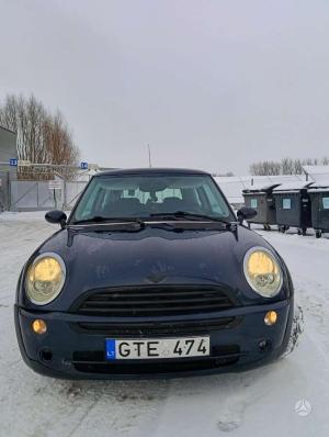 Blue MINI One 2006 in Siauliai, with an engine capacity of 1.60 L and mileage of 156 thousand km for 1600 €, photo 3 on AUTOMOTO.COM.LV