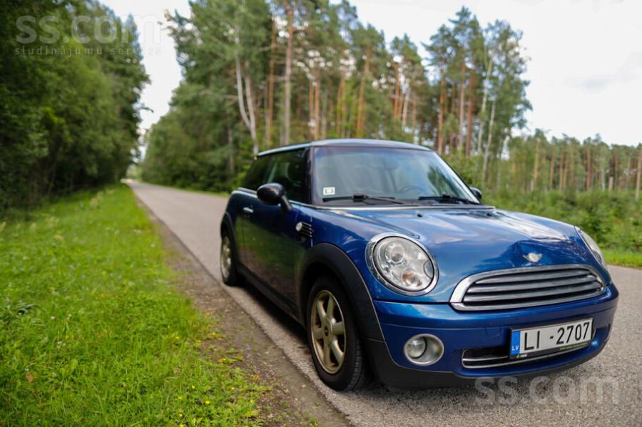 Blue MINI One 2007 in Riga, with an engine capacity of 1.40 L and mileage of 190 thousand km for 1800 €, photo 4 on AUTOMOTO.COM.LV