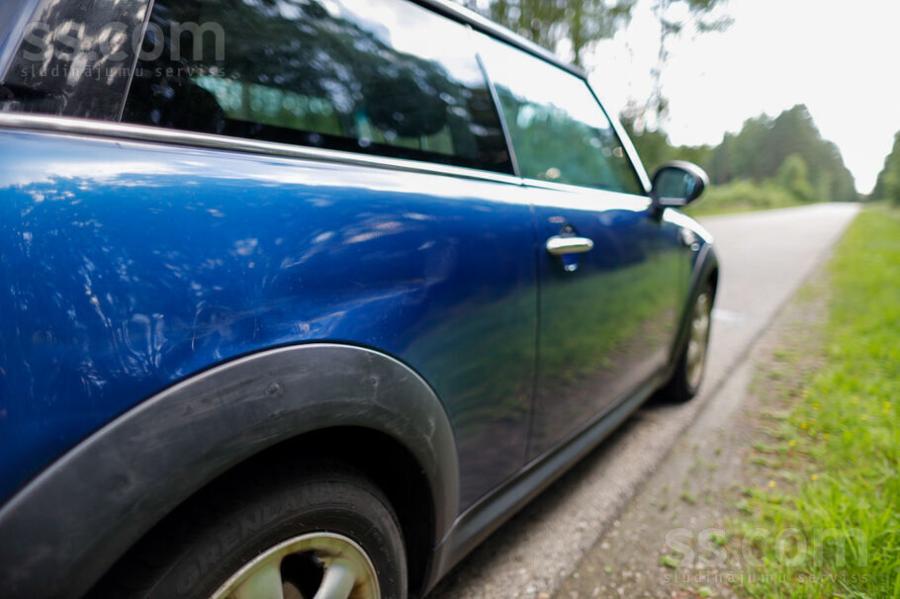 Blue MINI One 2007 in Riga, with an engine capacity of 1.40 L and mileage of 190 thousand km for 1800 €, photo 5 on AUTOMOTO.COM.LV