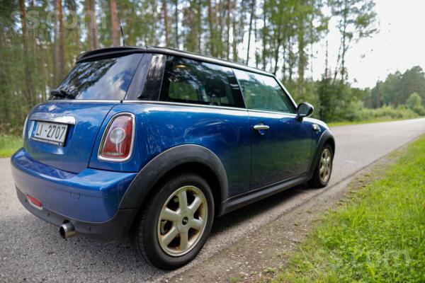 Blue MINI One 2007 in Riga, with an engine capacity of 1.40 L and mileage of 200 thousand km for 1000 €, photo 1 on AUTOMOTO.COM.LV