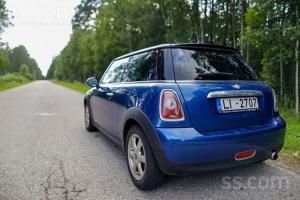 Blue MINI One 2007 in Riga, with an engine capacity of 1.40 L and mileage of 200 thousand km for 1000 €, photo 3 on AUTOMOTO.COM.LV