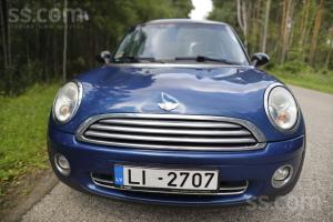 Blue MINI One 2007 in Riga, with an engine capacity of 1.40 L and mileage of 200 thousand km for 1000 €, photo 4 on AUTOMOTO.COM.LV