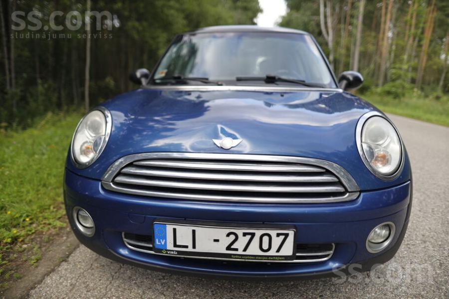 Blue MINI One 2007 in Riga, with an engine capacity of 1.40 L and mileage of 200 thousand km for 1000 €, photo 4 on AUTOMOTO.COM.LV
