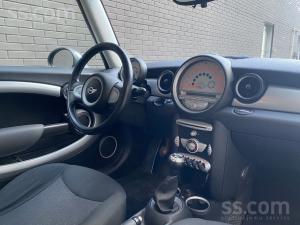 Zils MINI One 2007 Rīga, ar dzinēja tilpumu 1.40 L un nobraukumu 260 tūkst. km par 2690 €, foto 16 vietnē AUTOMOTO.COM.LV